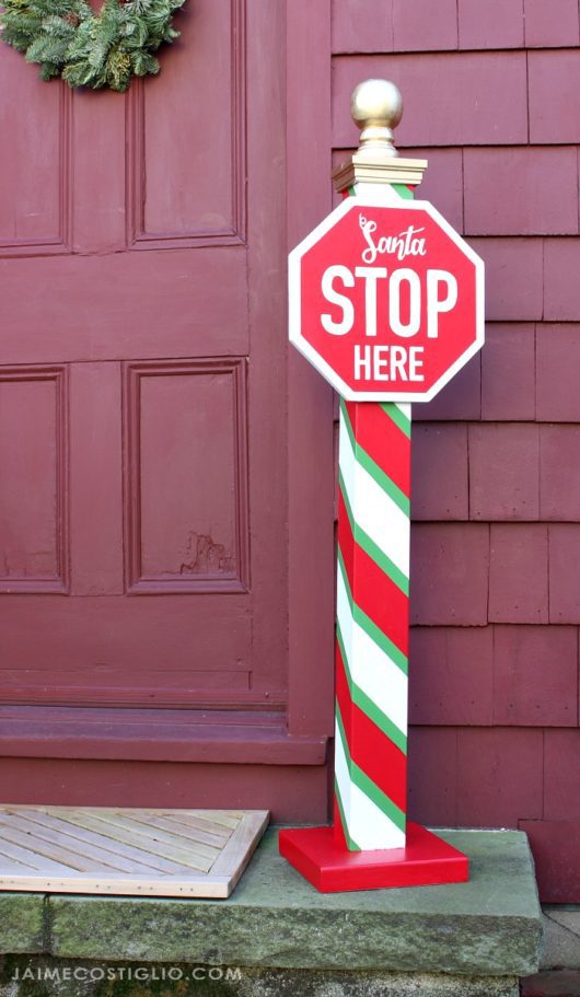 DIY Santa Stop Here Post Free Plans - Jaime Costiglio