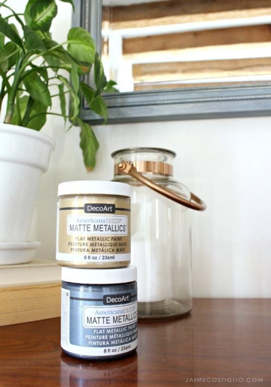 Fancy Frame with Matte Metallic Paint - Jaime Costiglio