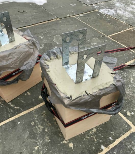 DIY Self Standing Wood Arch - Jaime Costiglio