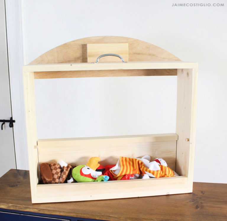 DIY Puppet Theater and Shop Stand in One - Jaime Costiglio