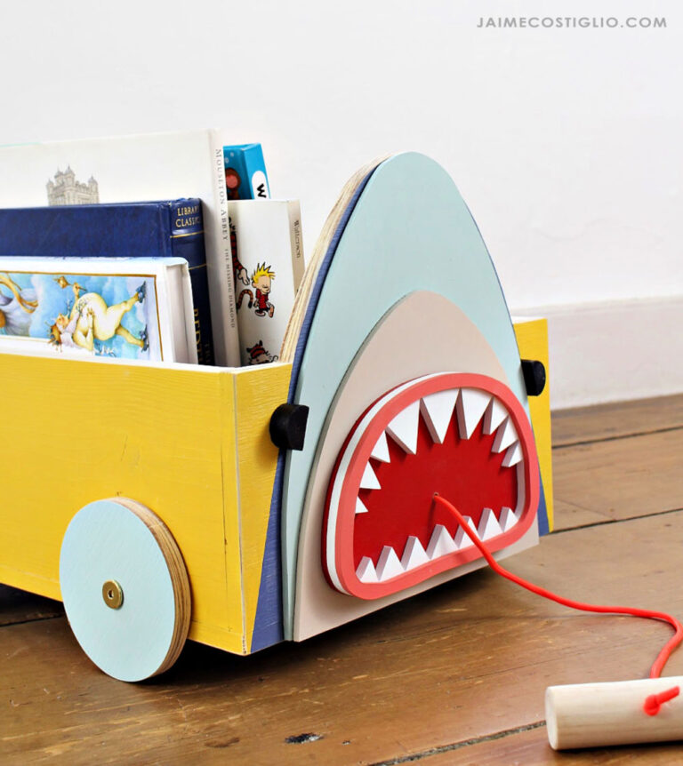 DIY Animal Book Cart - Jaime Costiglio