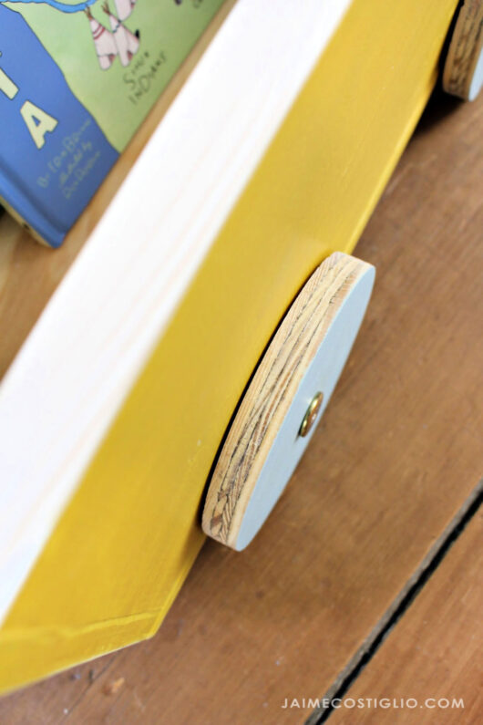 DIY Animal Book Cart - Jaime Costiglio