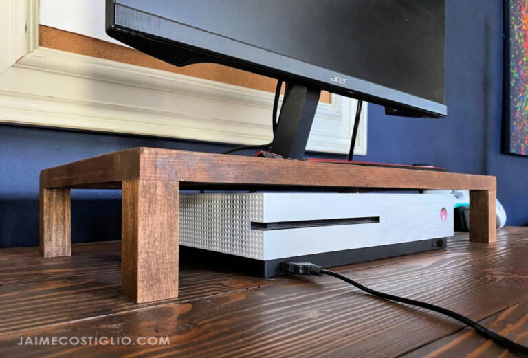 DIY Vented Monitor Stand - Jaime Costiglio