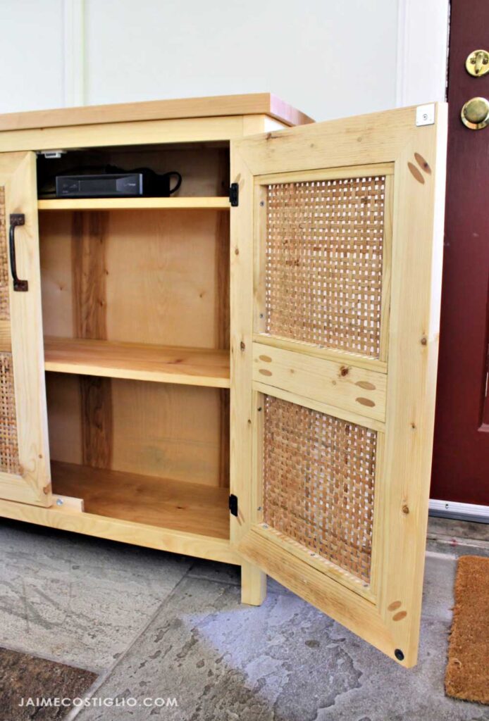 Rattan Console Plans - Jaime Costiglio