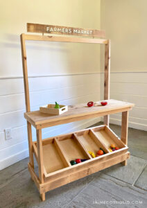 DIY Simple Play Market Stand - Jaime Costiglio