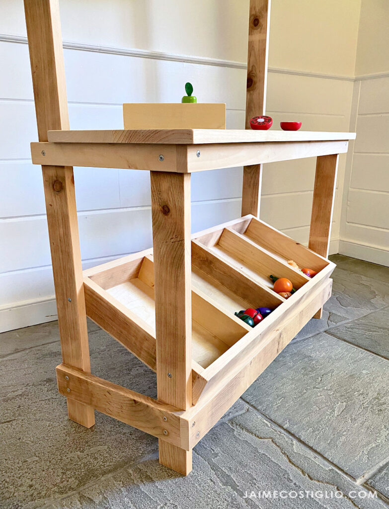 DIY Simple Play Market Stand - Jaime Costiglio