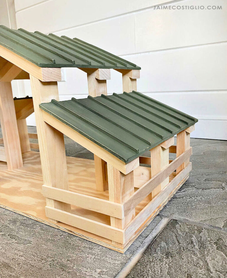 DIY Kids Play Barn - Jaime Costiglio