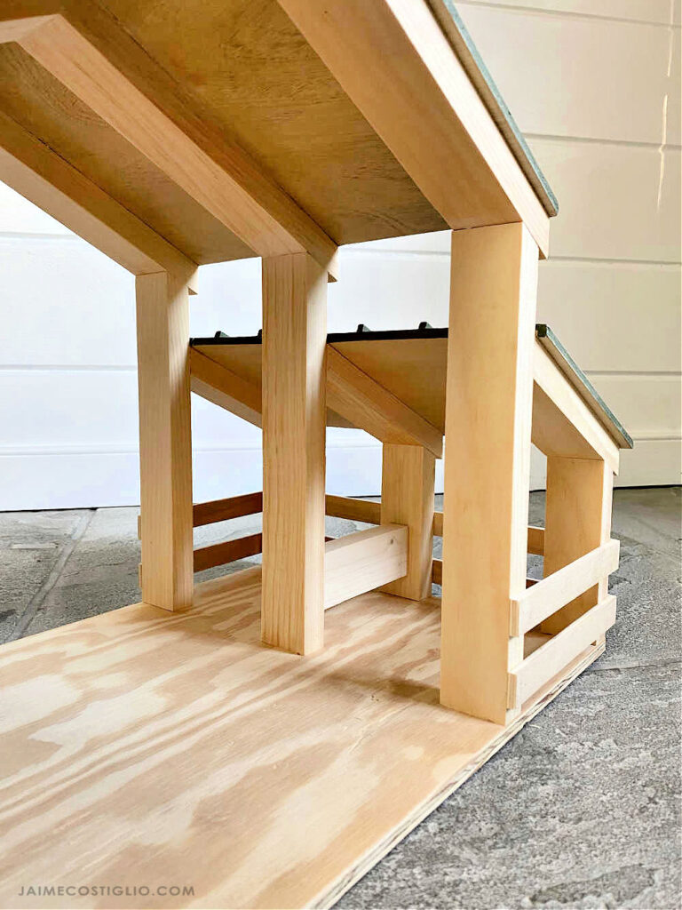 DIY Kids Play Barn - Jaime Costiglio