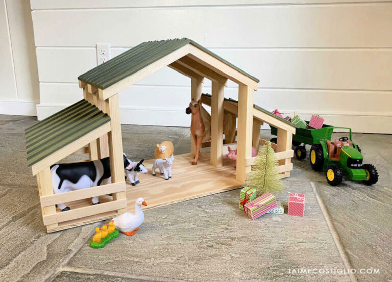 DIY Kids Play Barn - Jaime Costiglio