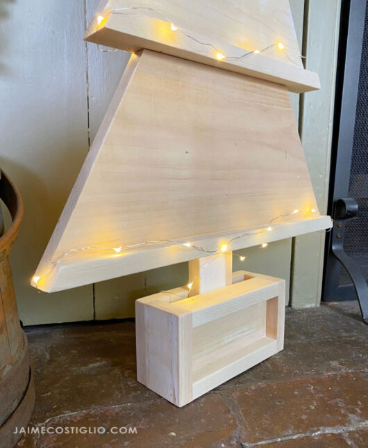 DIY Tree Card Holder - Jaime Costiglio