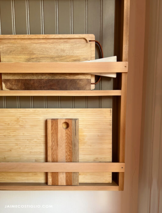 DIY Plate Rack - Jaime Costiglio