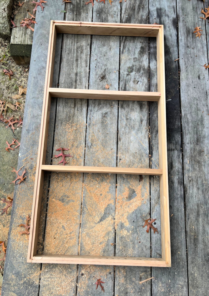 DIY Plate Rack - Jaime Costiglio